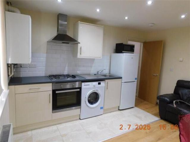 1 bedroom flat for rent in North Road, Gabalfa, Cardiff, CF14