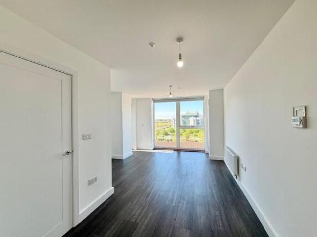 1 bedroom flat for rent in North Second Street, Milton Keynes, MK9