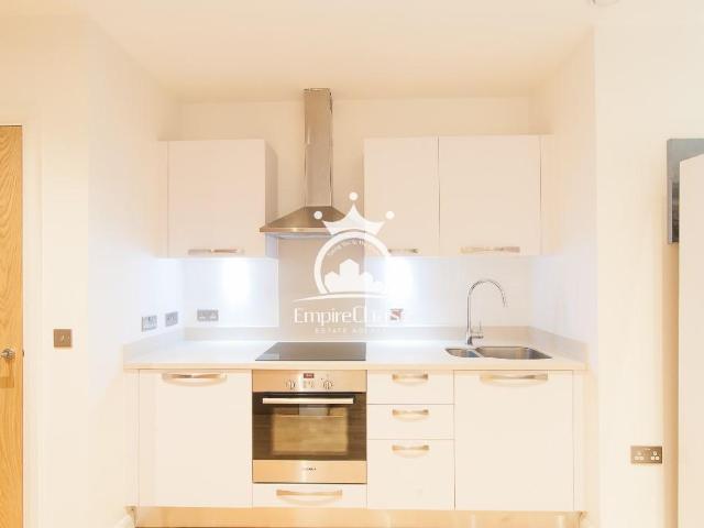 1 bedroom flat for rent in Northolt Road, Harrow, Middlesex, HA2