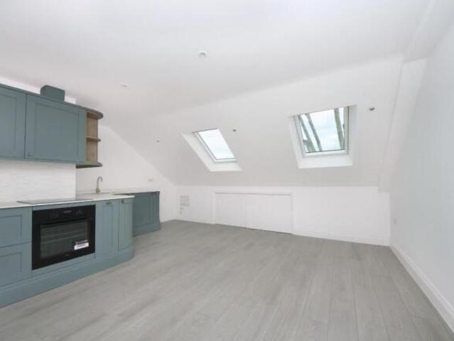 1 bedroom flat for rent in Northfield Avenue, W13