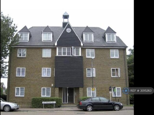 1 bedroom flat for rent in Northumberland Road, London, E6