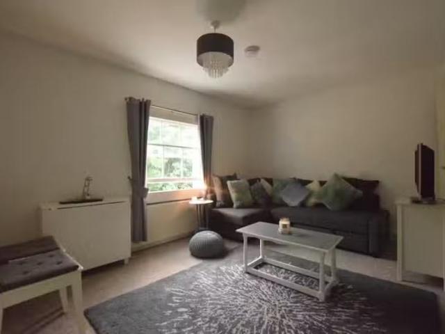 1 bedroom flat for rent in Norfolk Buildings, Bath, Somerset.