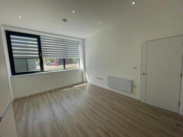 1 bedroom flat for rent in Normandy House, Basingstoke, RG21