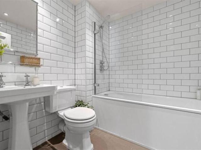 1 bedroom flat for rent in Nottingham Place, Marylebone, W1U