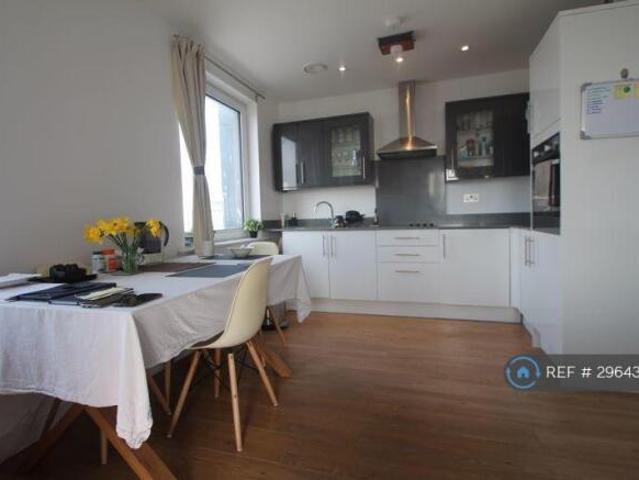 1 bedroom flat for rent in Nova House, Slough, SL1