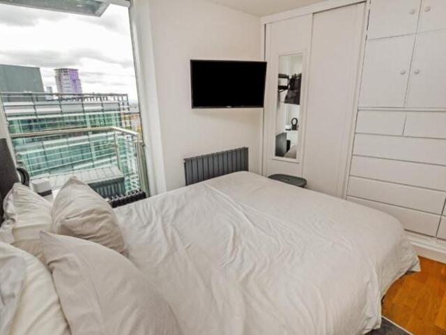 1 bedroom flat for rent in NV Building, 100 The Quays, Salford Quays, M50