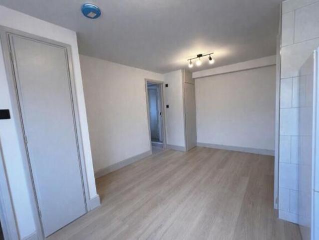 1 bedroom flat for rent in Oak Road, Tunbridge Wells, Kent, TN2