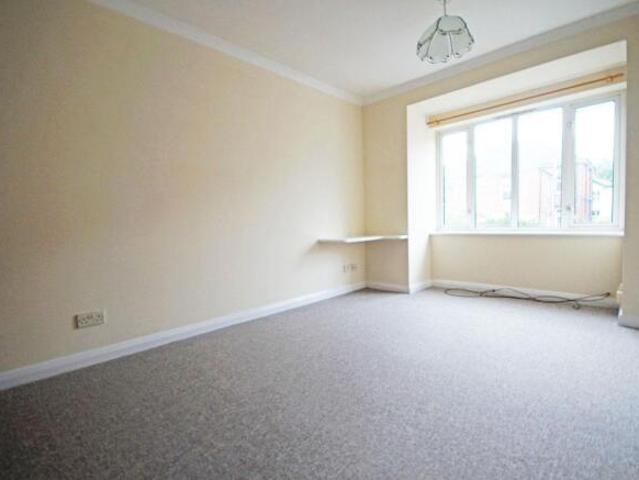 1 bedroom flat for rent in Off Gloucester Road GL51 8ND, GL51