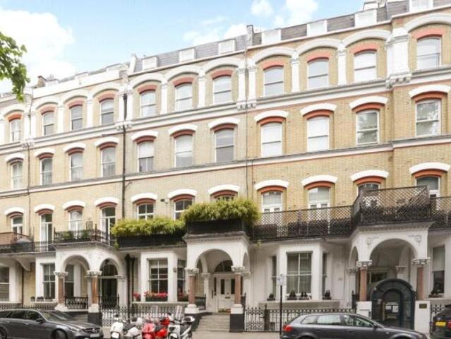 1 bedroom flat for rent in Old Brompton Road, London, SW5