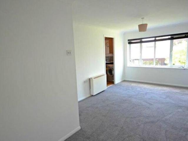 1 bedroom flat for rent in Old Fives Court, Burnham, SL1