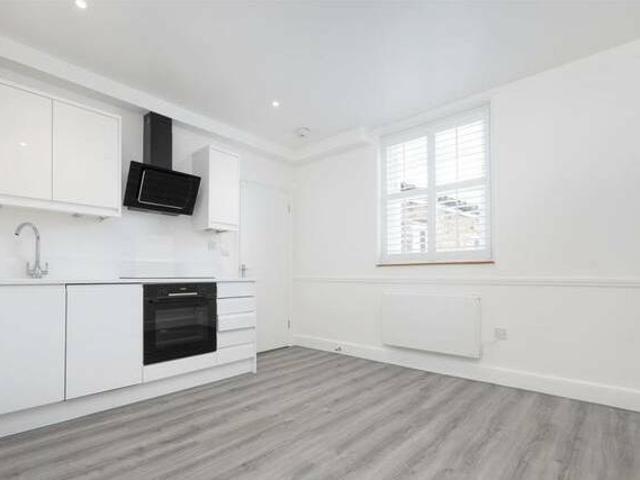1 bedroom flat for rent in Old London Road Kingston Upon Thames KT2
