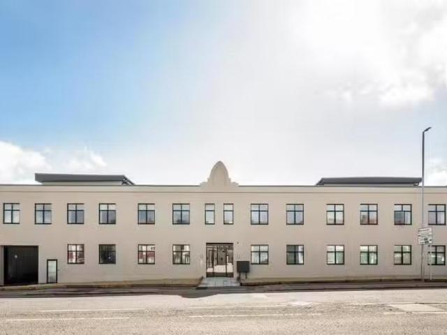 1 bedroom flat for rent in Old Shoreham Road, Hove, BN3