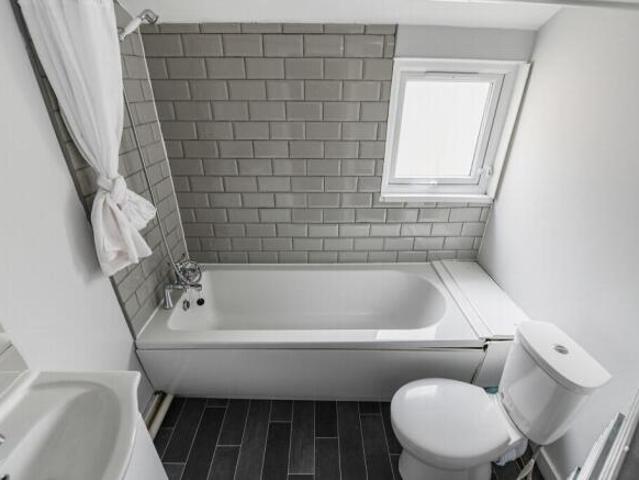 1 bedroom flat for rent in Old Road West, Gravesend, DA11