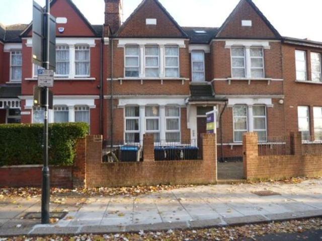 1 bedroom flat for rent in Olive Road, Cricklewood, London, NW2