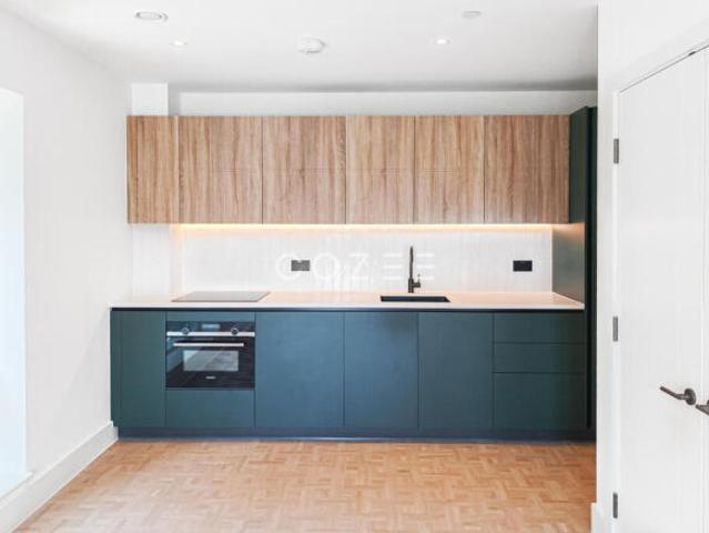 1 bedroom flat for rent in One Clapham, SW11