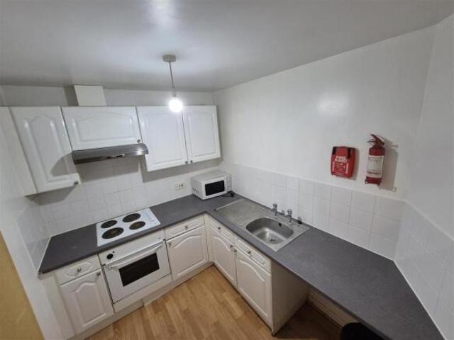 1 bedroom flat for rent in One Bedroom Flat, Lansdowne, BH1