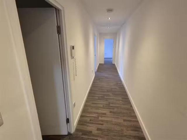 1 bedroom flat for rent in One Bedroom Ground Floor Apartment.