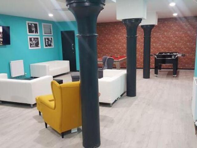 1 bedroom flat for rent in One bedroom studio apartment, Sir Thomas Street, L1