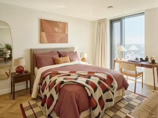 1 bedroom flat for rent in One Eastside, 1 James Watt Queenswa.