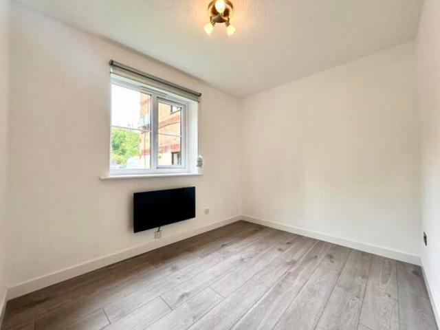1 bedroom flat for rent in Osbourne Road, Dartford, DA2