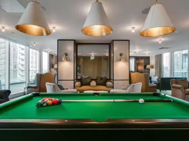 1 bedroom flat for rent in OSTRO TOWER, 31 Harbour Way, London.
