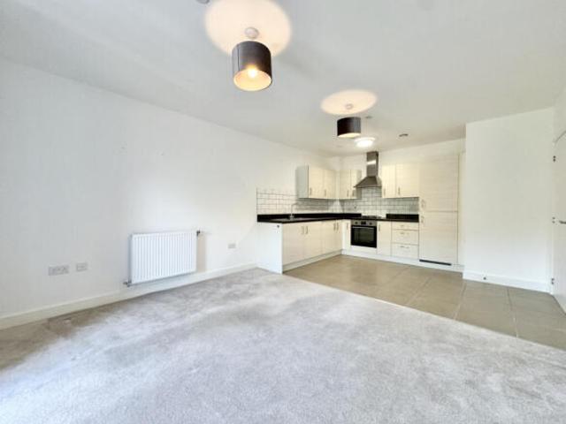 1 bedroom flat for rent in Oregon Court, Whetstone, N20