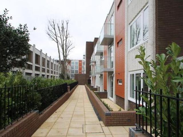 1 Bedroom Flat For Rent In Orpington