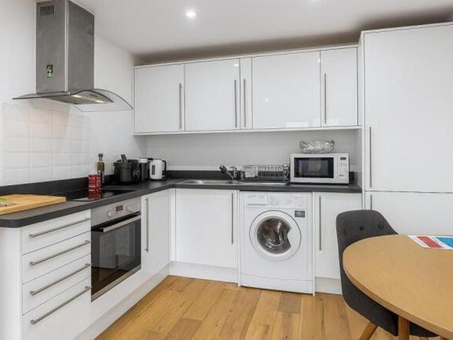 1 bedroom flat for rent in Orsett Terrace, Bayswater, London, W2