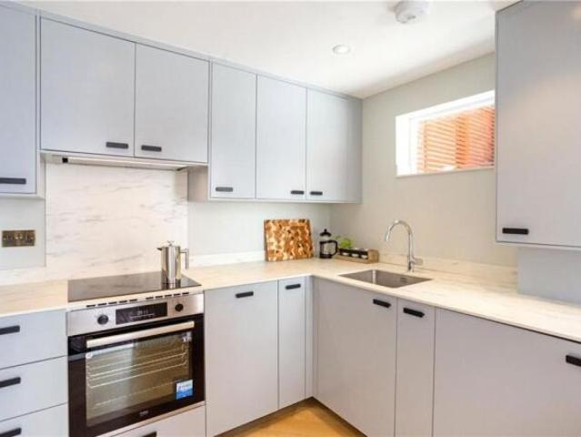 1 bedroom flat for rent in Overstone Road, London, W6