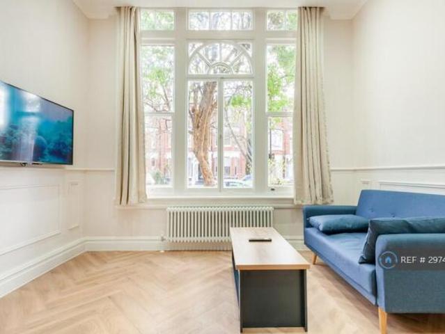1 bedroom flat for rent in Oxford Gardens, London, W10