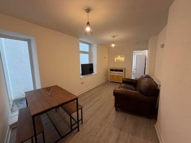 1 bedroom flat for rent in Oystermouth road, Swansea, SA1