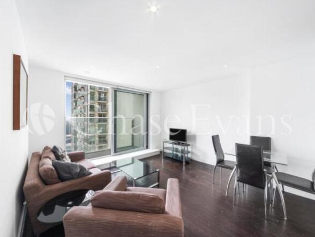 1 bedroom flat for rent in Pan Peninsula Square, Canary Wharf, London, E14