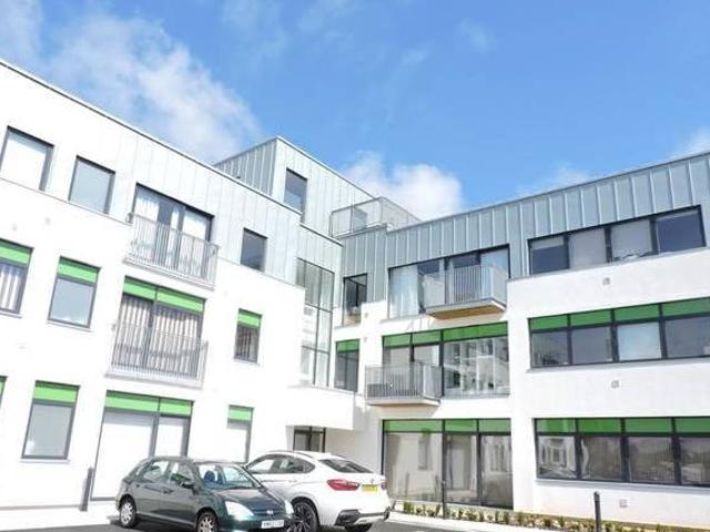 1 bedroom flat for rent in Panorama House 1d Vale Road Brighton BN41