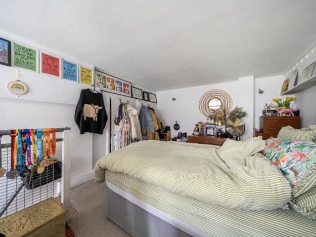 1 bedroom flat for rent in Pages Walk Southwark SE1