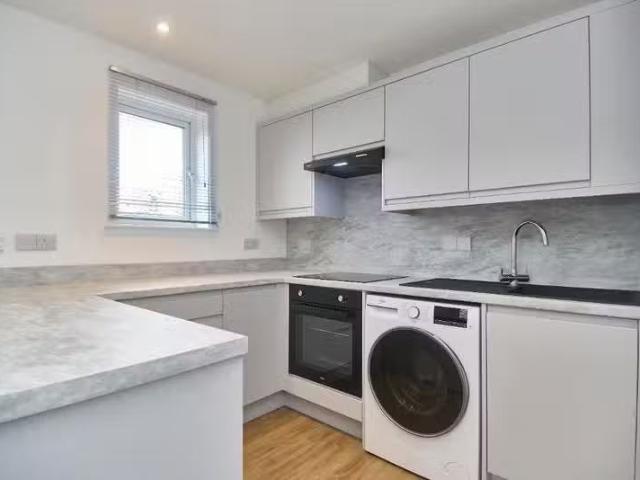 1 bedroom flat for rent in Palmers Leaze, Bradley Stoke, Brist.