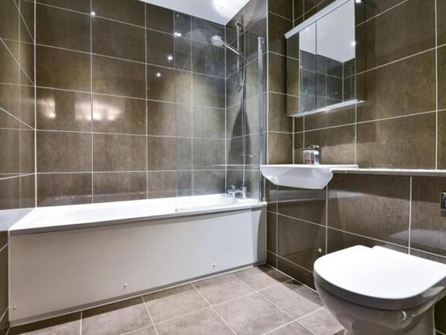 1 bedroom flat for rent in Palmerston Road, Wimbledon, London, SW19