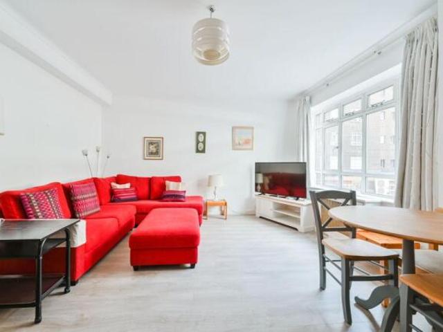 1 bedroom flat for rent in Paramount court, Bloomsbury, London, WC1E