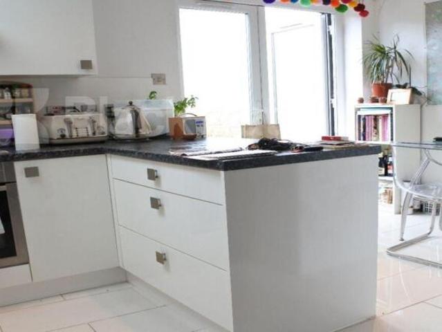 1 bedroom flat for rent in Park Road, Crouch End N8