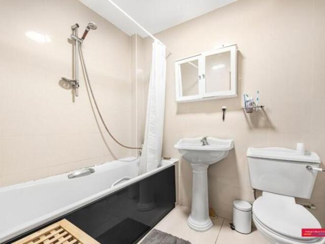 1 bedroom flat for rent in Park Road, Marylebone, London, NW1