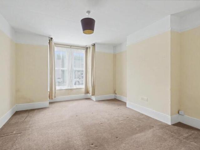 1 bedroom flat for rent in Park Road, Sittingbourne, Kent, ME10 1EP, ME10