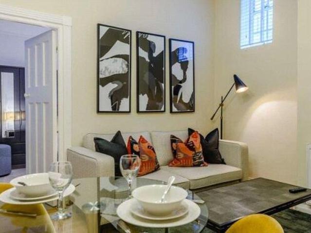 1 bedroom flat for rent in Park Road, St John's Wood, NW8
