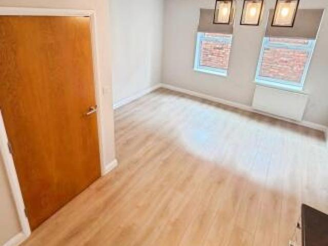 1 bedroom flat for rent in Park Road, PE1