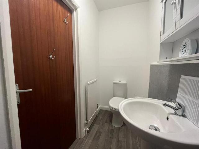 1 bedroom flat for rent in 102b Park Road, Peterborough, PE1