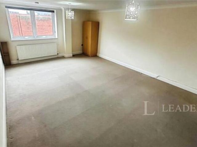 1 bedroom flat for rent in Park Street, Luton, Bedfordshire, LU1