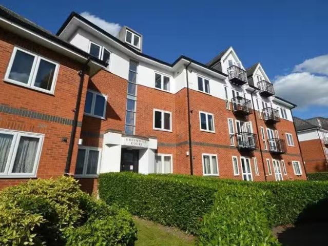 1 bedroom flat for rent in Park View Close, St Albans, AL1