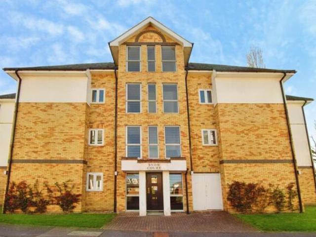 1 bedroom flat for rent in Park View Close, St Albans, AL1