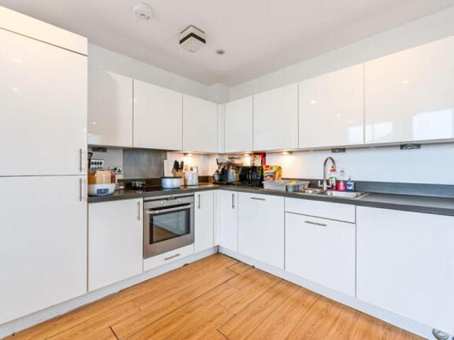 1 bedroom flat for rent in Park Village East, Regent's Park, London, NW1