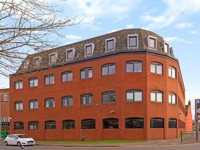 1 bedroom flat for rent in Parkway, Chelmsford, Esinteraction.