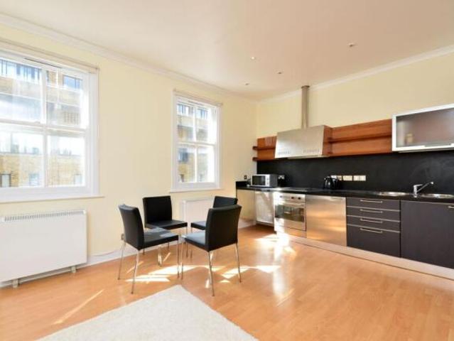 1 bedroom flat for rent in Pembroke Road, Kensington, London, W8
