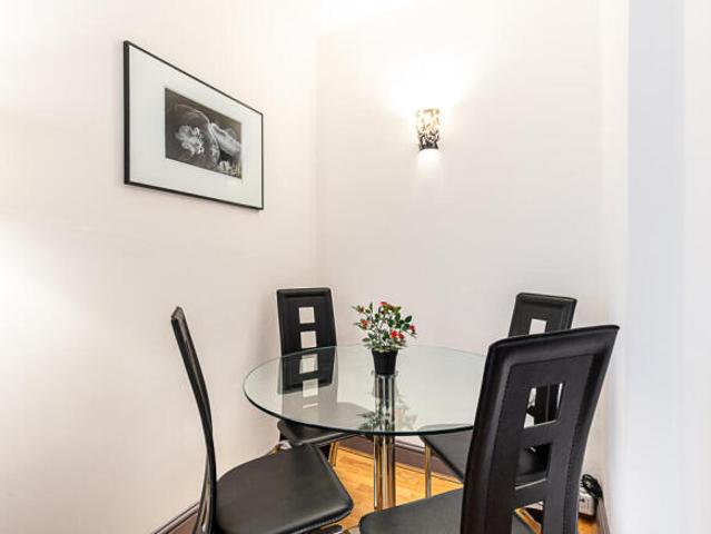1 bedroom flat for rent in, Pembridge Villas, London, W11
